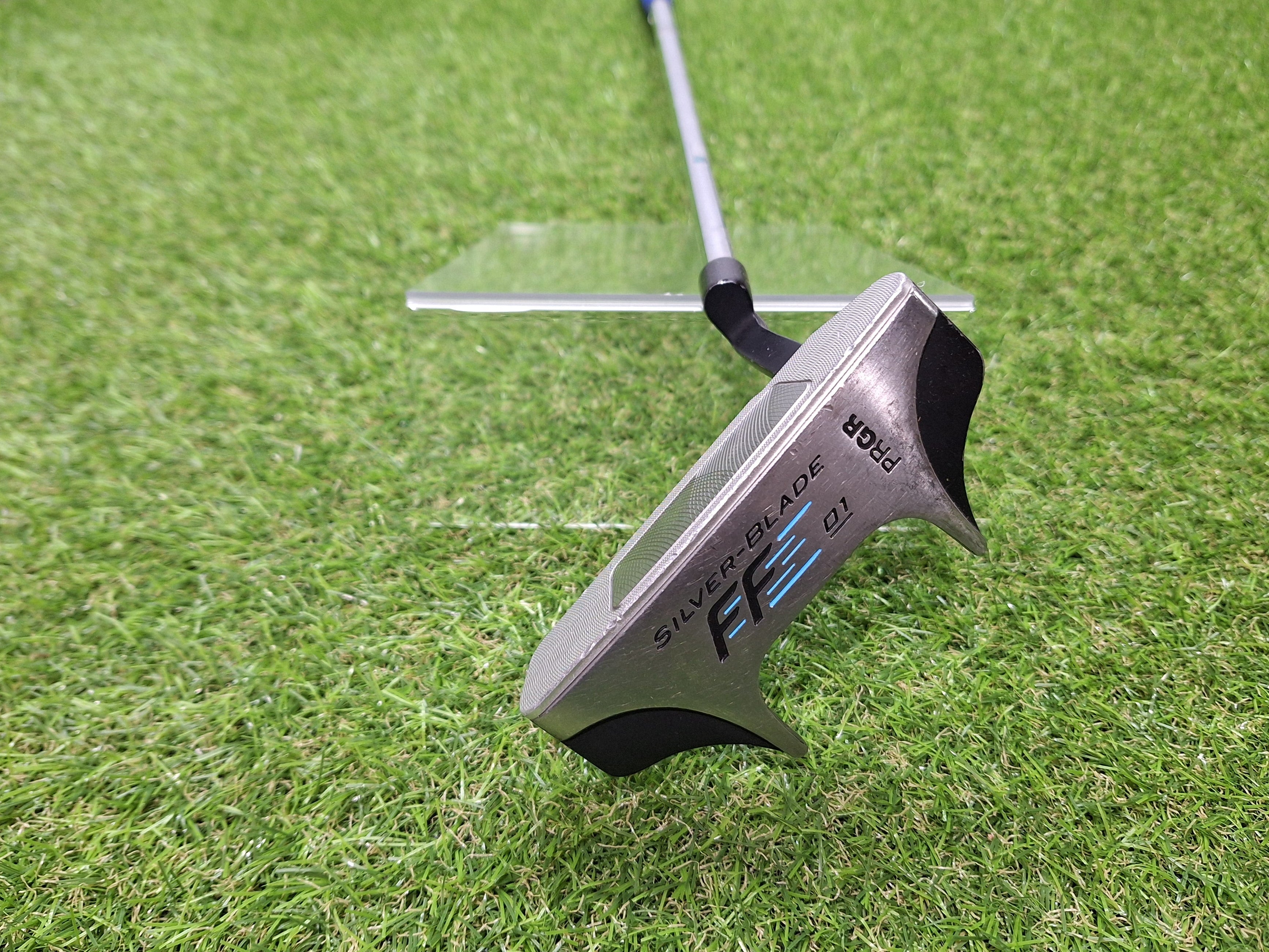 PRGR - Silver Blade - FF 01 Putter - 34" - RH - GOOD – Shams Golf Exchange